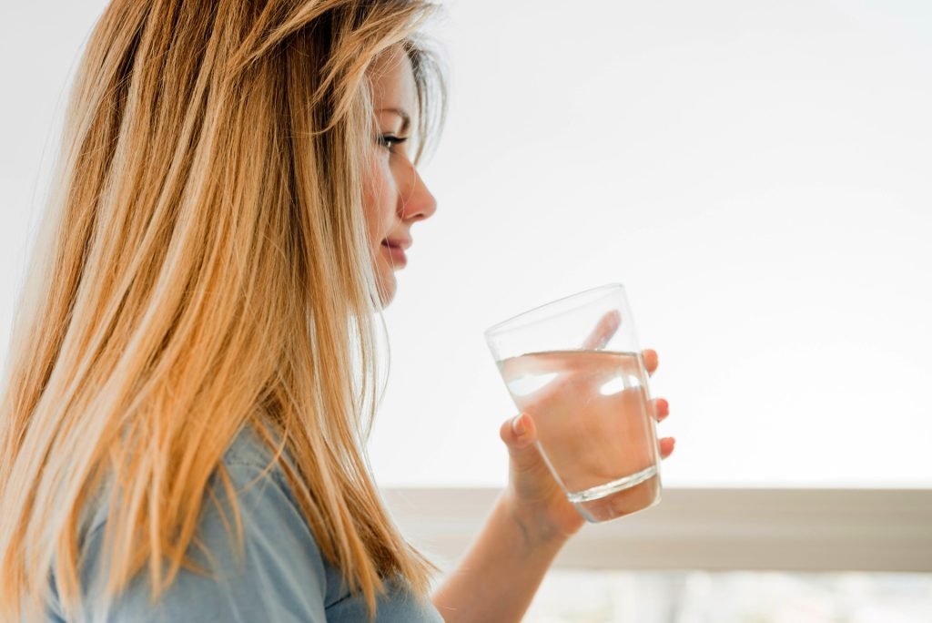 11 Practical Tips How Much Water Should You Drink
